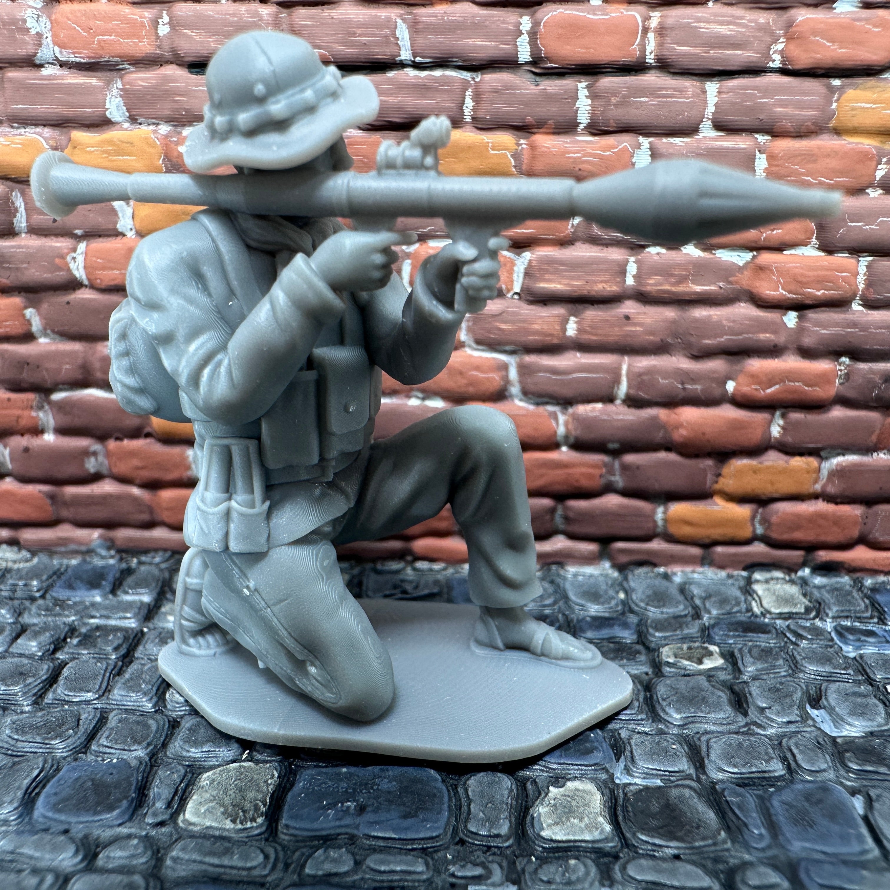 Vietnam NVA Kneeling Firing RPG – Finley 3D Miniatures