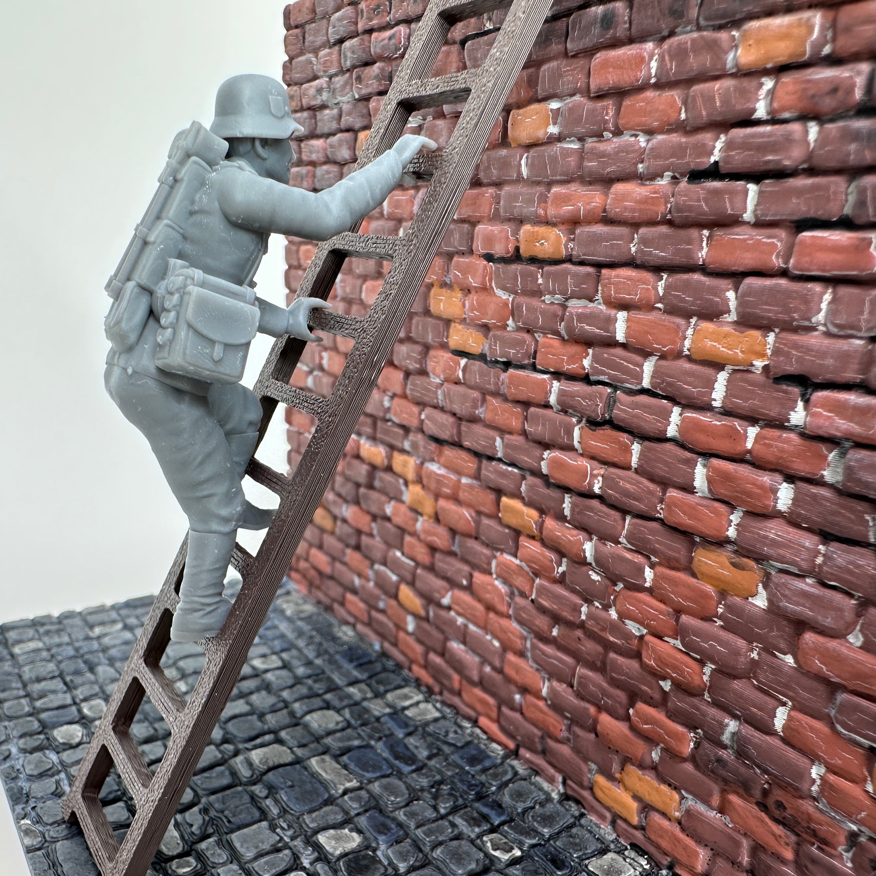 WW2 German Sapper Climbing Ladder – Finley 3D Miniatures